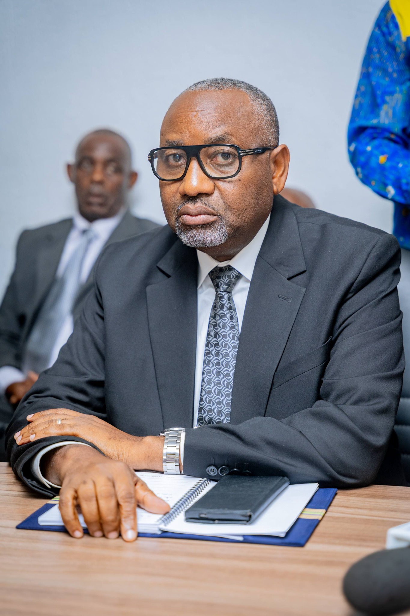 Gouvernance : Charles Edgar MOMBO officiellement investie à la tête de ...